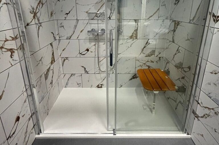 Accessible Low Level Showers - Absolute Mobility
